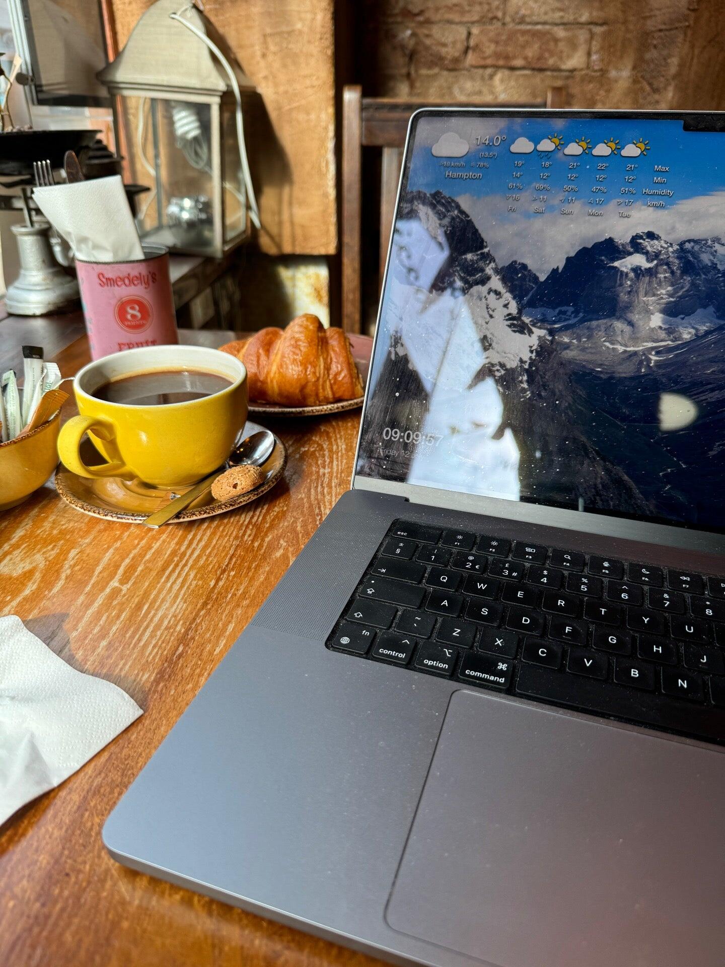 Gusto Ricco Cafe - Leamington - Nextdoor