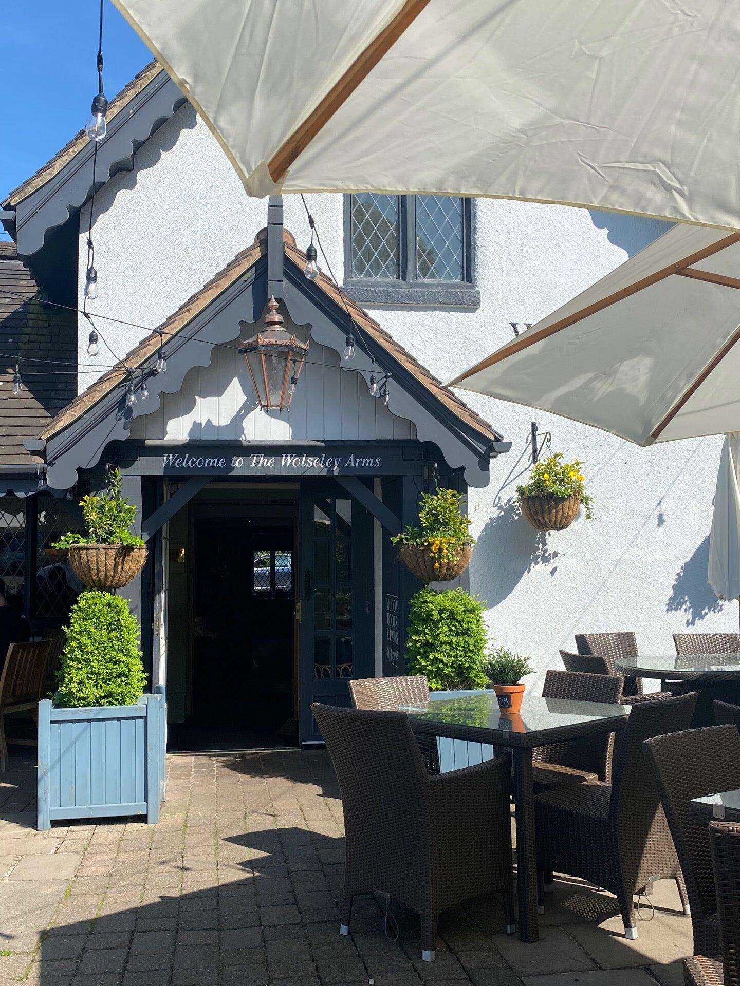 The Wolseley Arms - Wolseley Bridge - Nextdoor