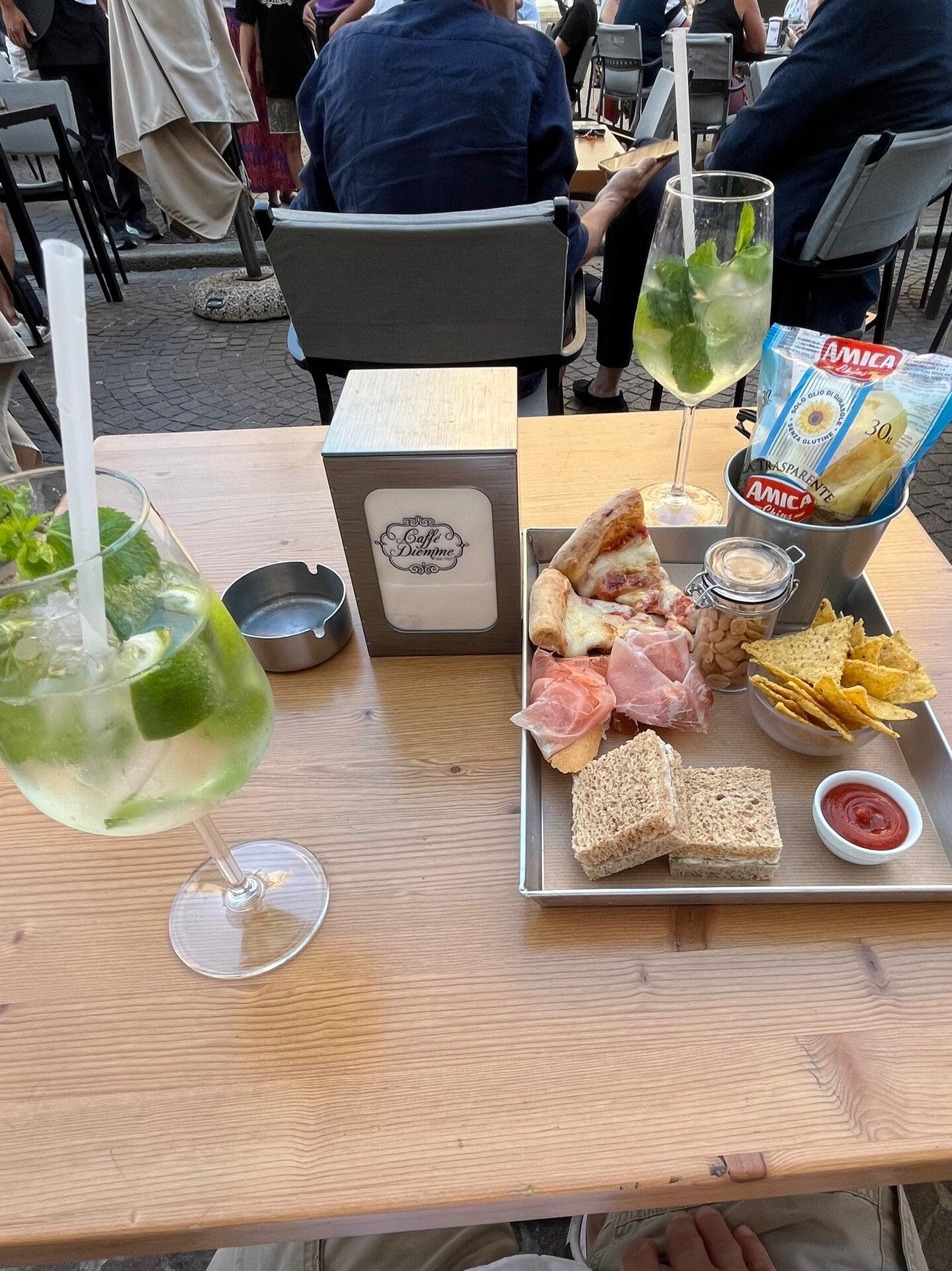 MoMa Cafe - Nextdoor