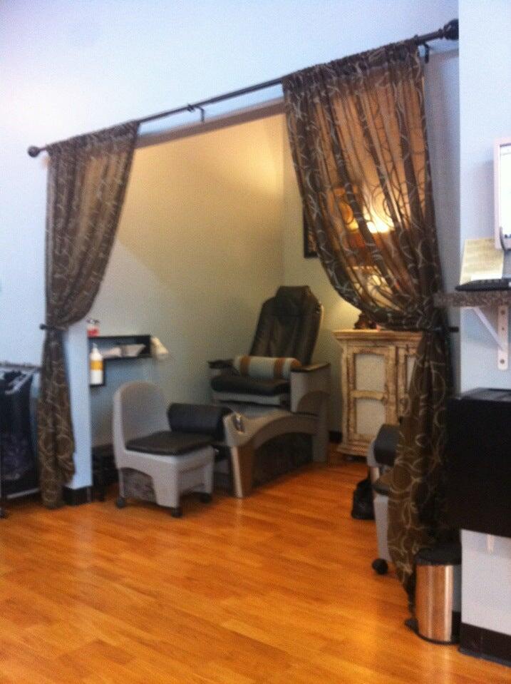 BOMBSHELLS SALON & SPA - Powell, TN - Nextdoor