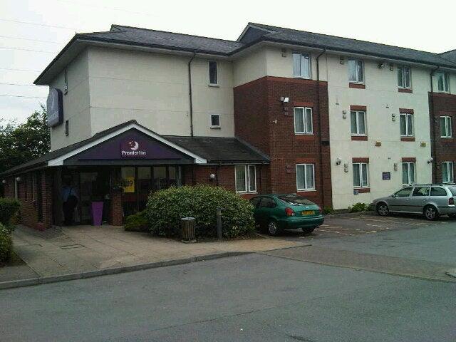 Premier Inn Newport Wales hotel - Langstone - Nextdoor