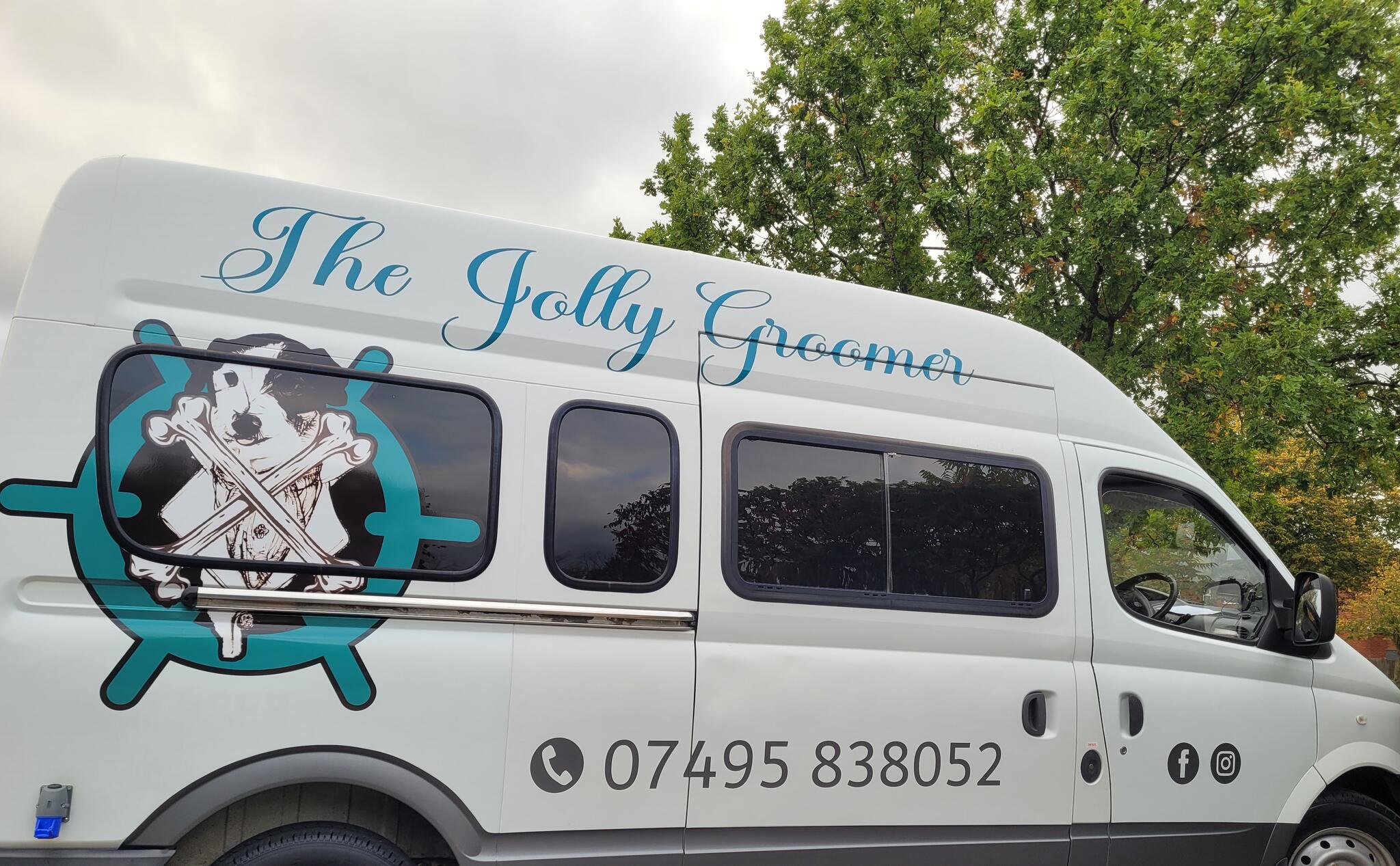The Jolly Groomer - Nextdoor