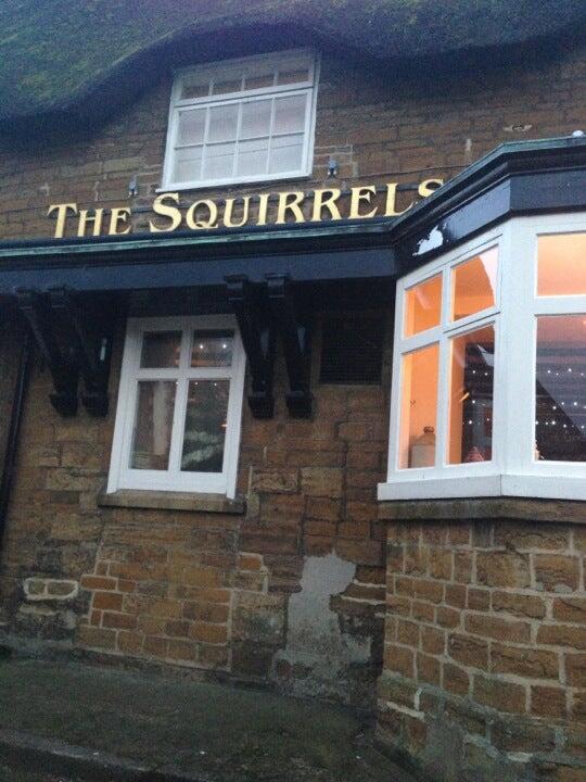 The Squirrels Inn - Northampton - Nextdoor