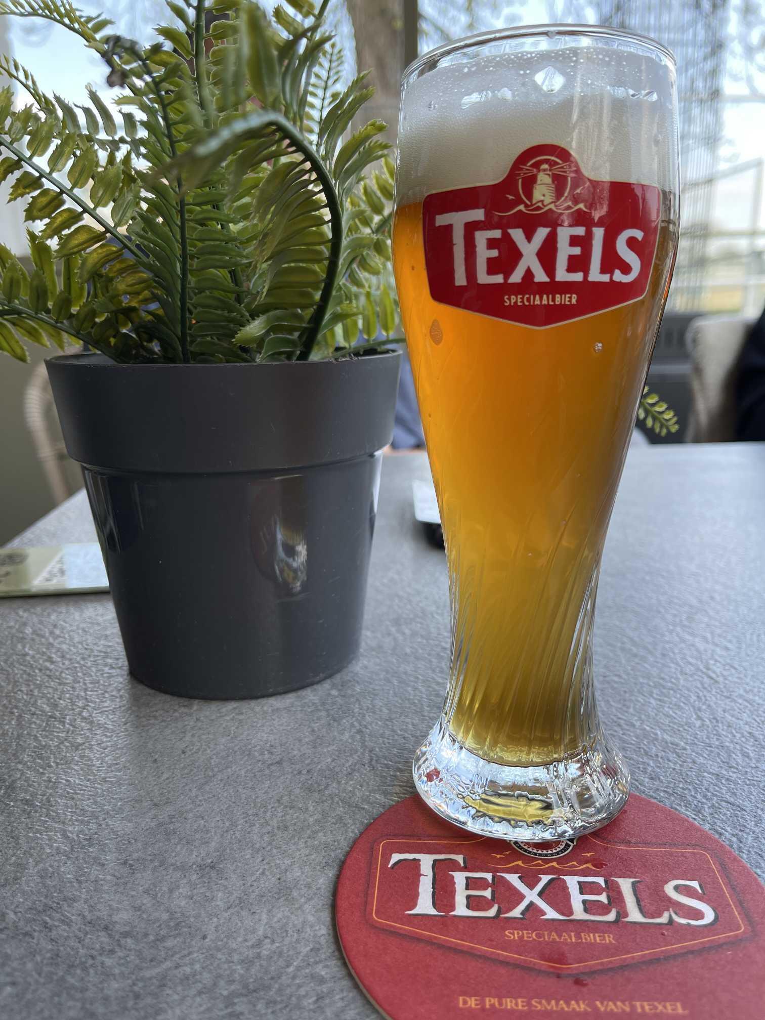 Grand Café De Lindenhof - Nextdoor