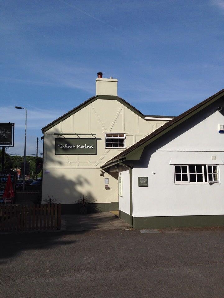 Tafarn Morlais - Llanelli - Nextdoor