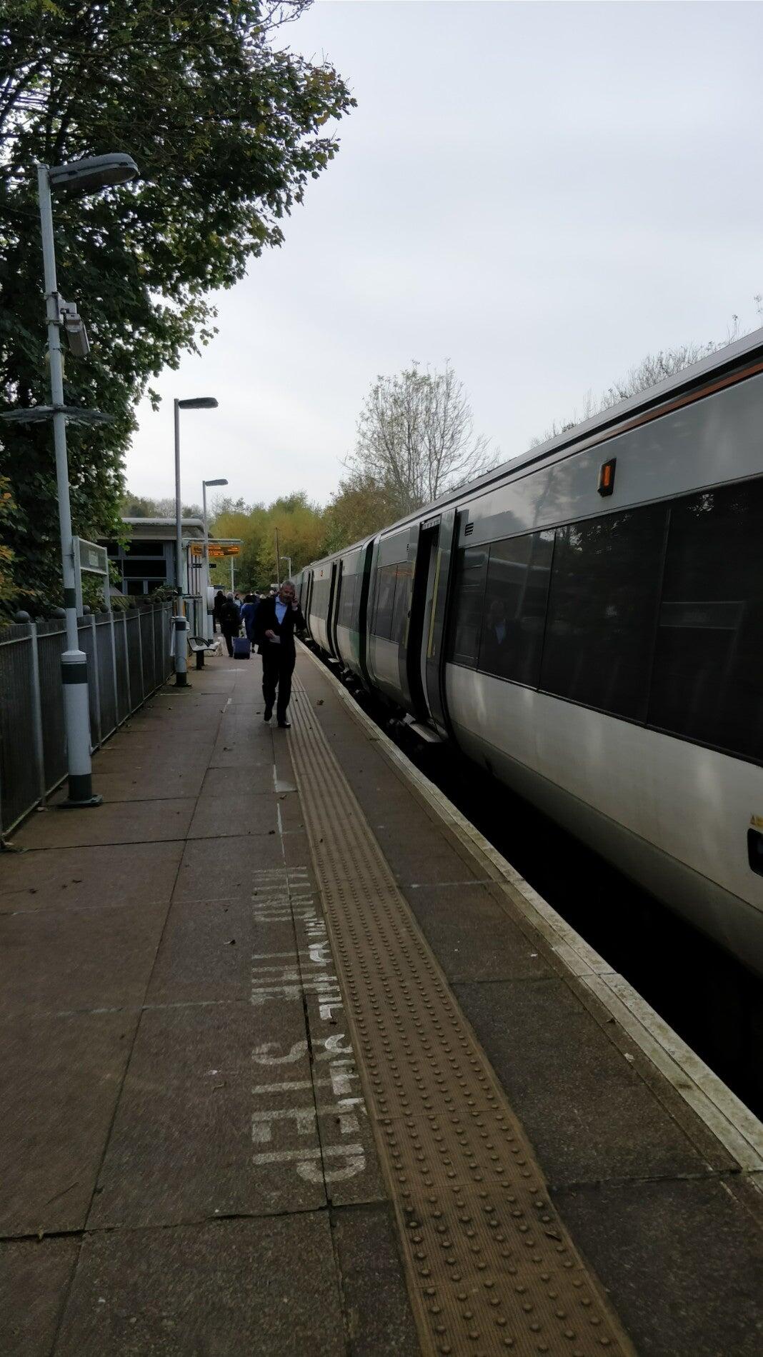 Uckfield railway station - Uckfield - Nextdoor