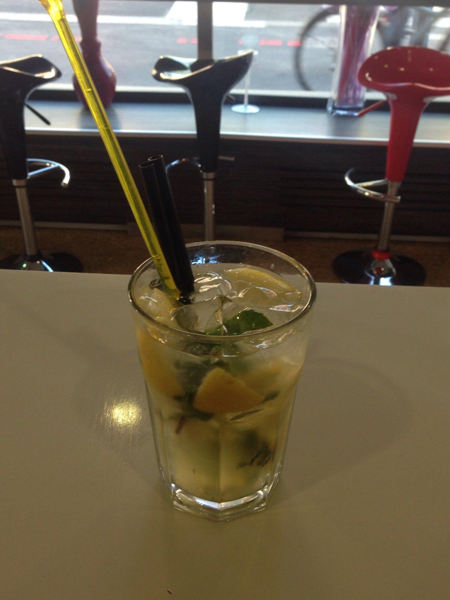 M.J.M Lounge Cafe - Nextdoor