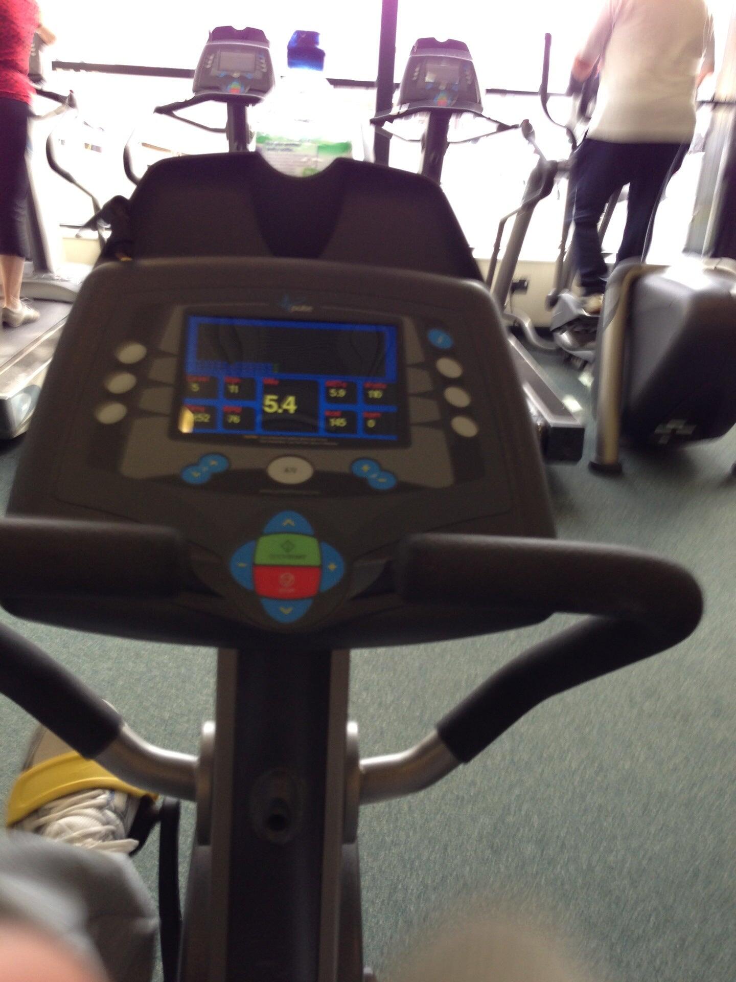 Dronfield Sports Centre - Dronfield, GB-ENG - Nextdoor