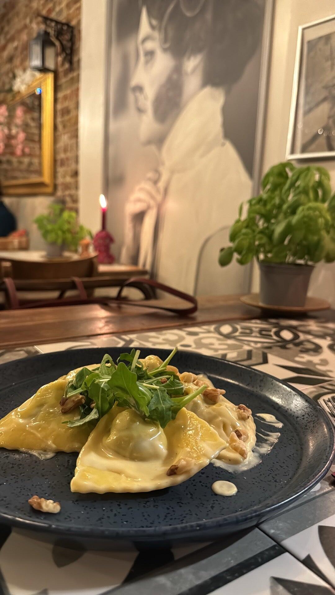 Al Santo - London - Nextdoor