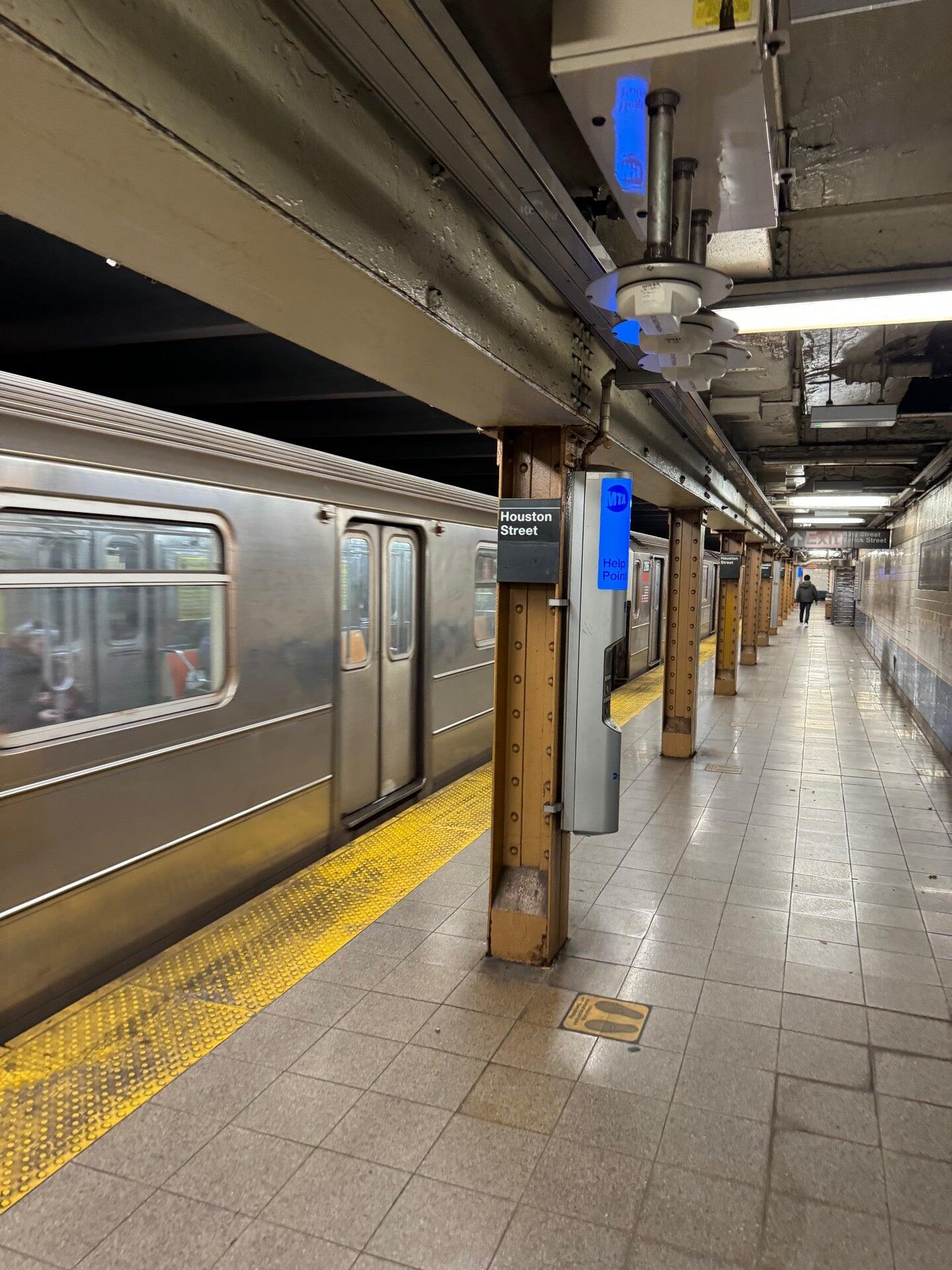 MTA Subway - Houston St - New York, NY - Nextdoor
