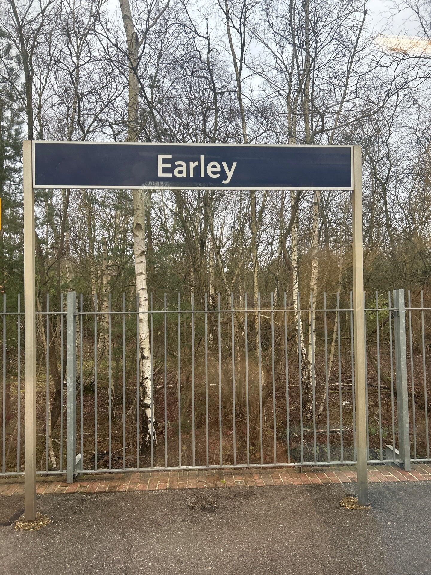 Earley Railway Station - Reading - Nextdoor