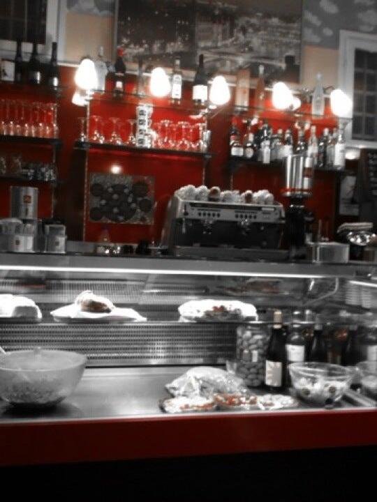 Petit Paris - Nextdoor