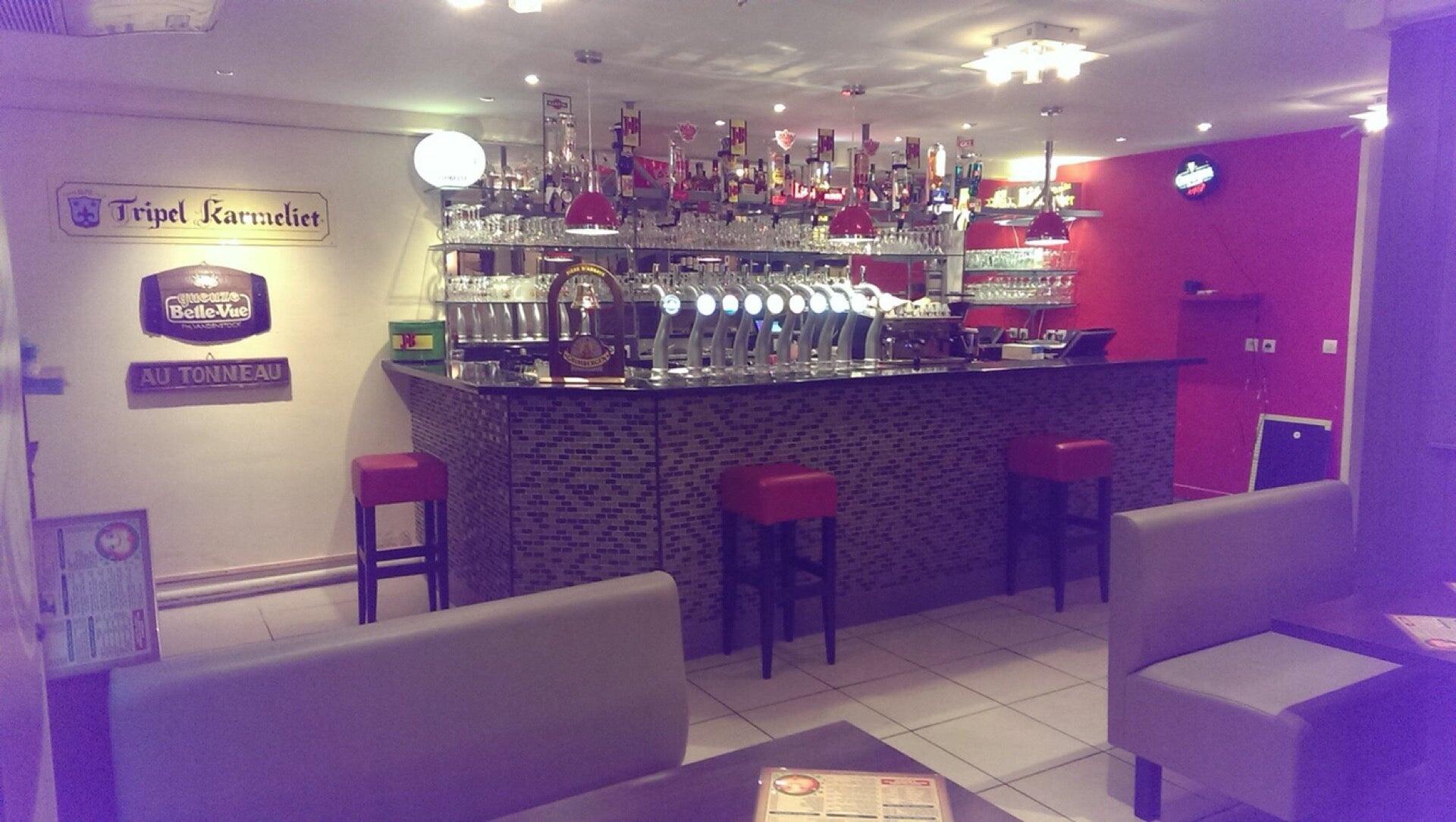 Patrick's Bar - Nextdoor