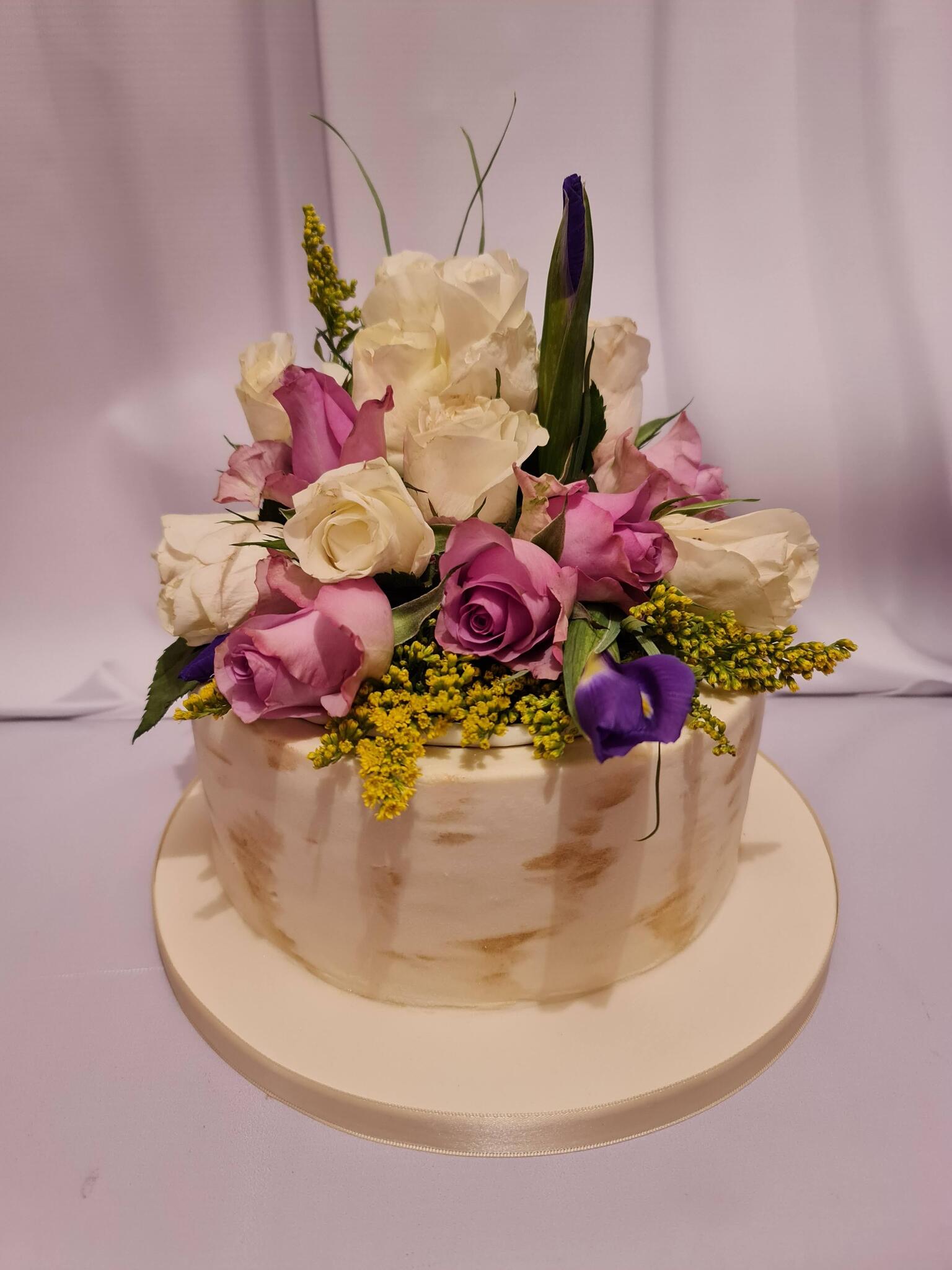 The Cake Rooms Leicester-Wedding Cakes and Birthday Cakes Leicester ...