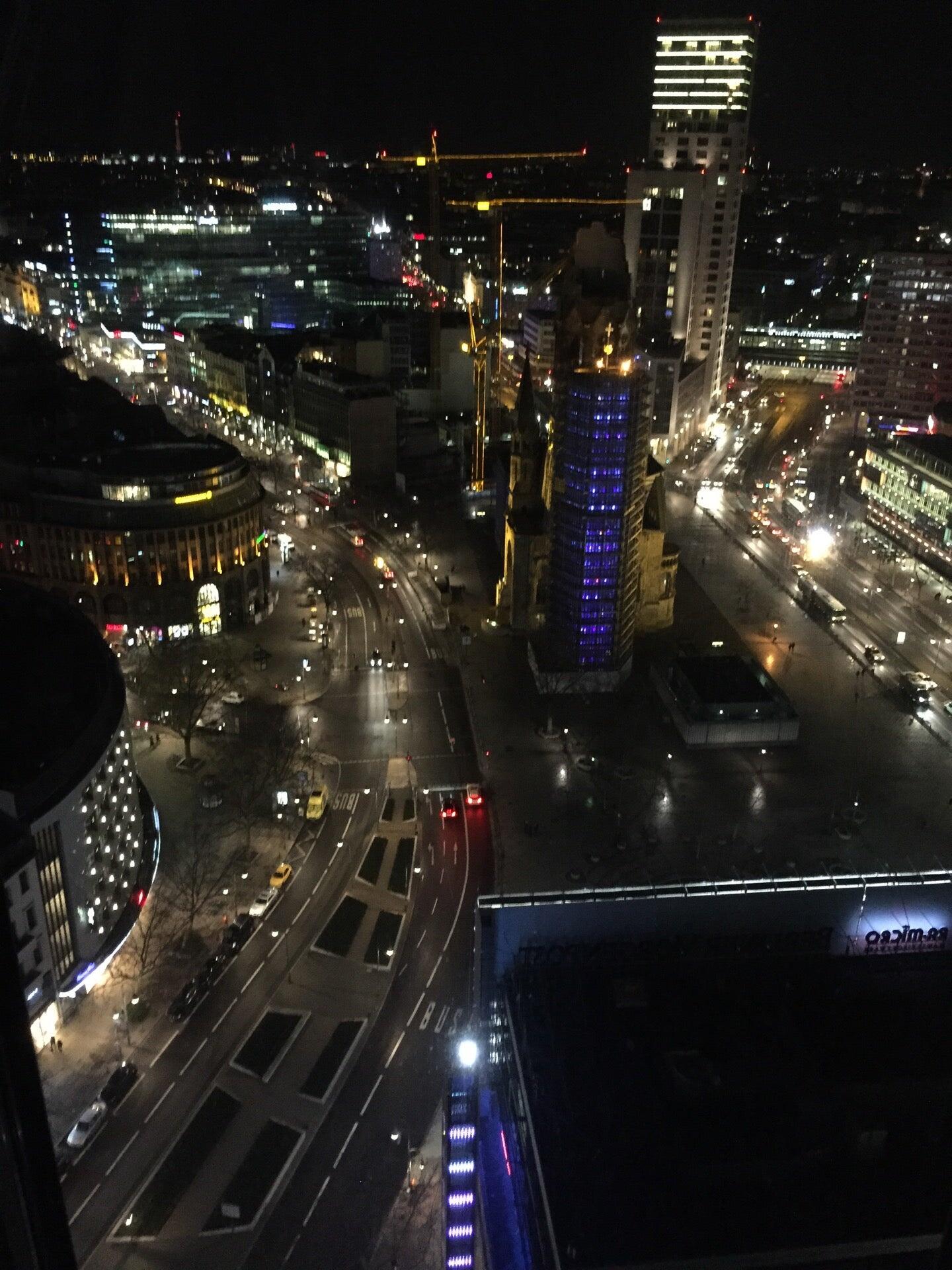 Puro Sky Lounge - Nextdoor