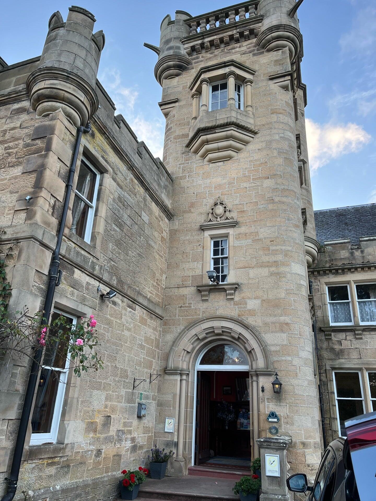 Mansfield Castle Hotel - Tain - Nextdoor