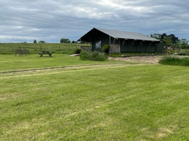 Mid-England Barrow Ltd - Banbury, GB-ENG - Nextdoor