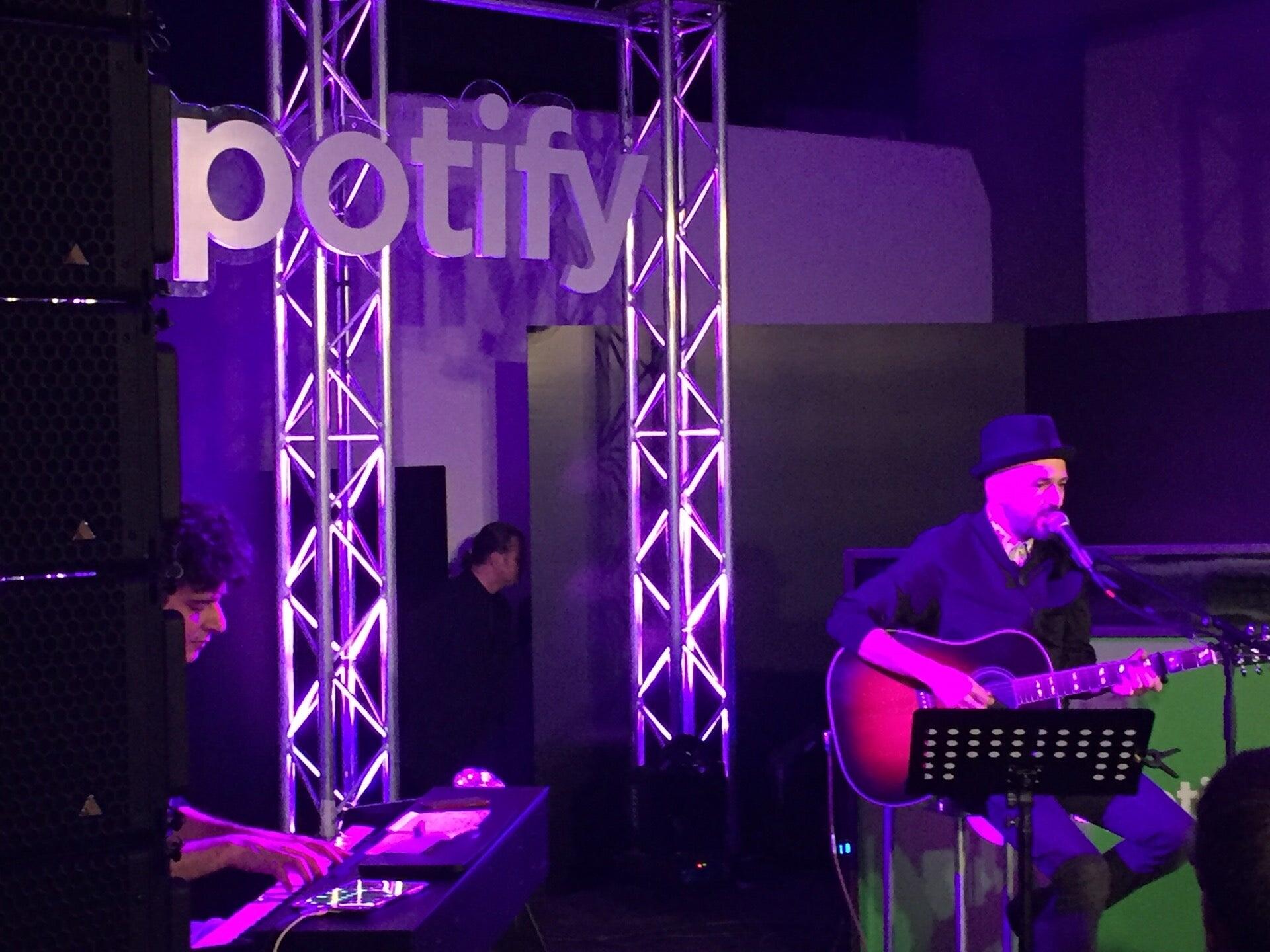 Rusty Garage Milano - Nextdoor