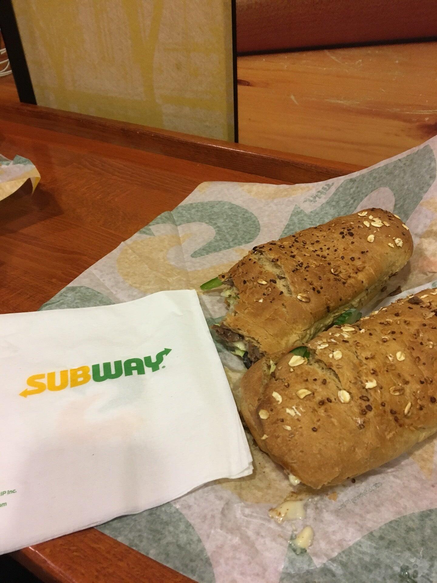 Subway - Amsterdam, Noord-Holland - Nextdoor