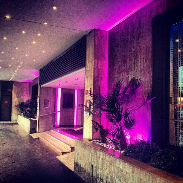 Jane's Bar - Nextdoor