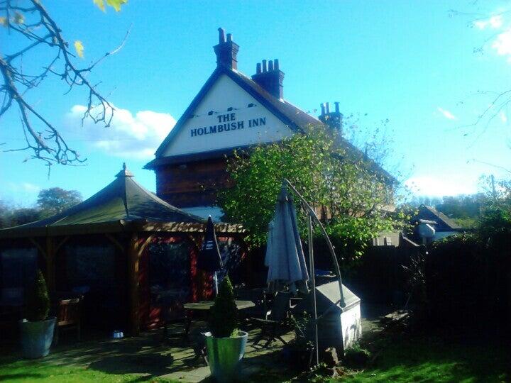 The Holmbush Inn - Horsham - Nextdoor
