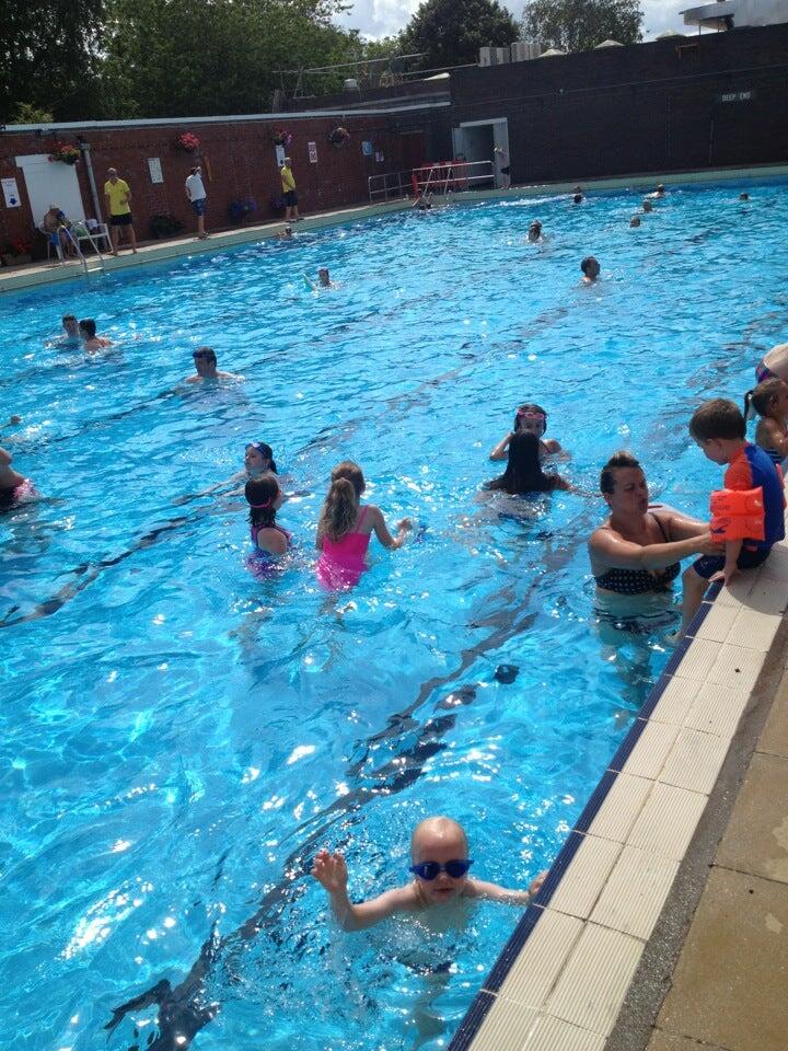 Nantwich Swimming Pool - Nantwich - Nextdoor