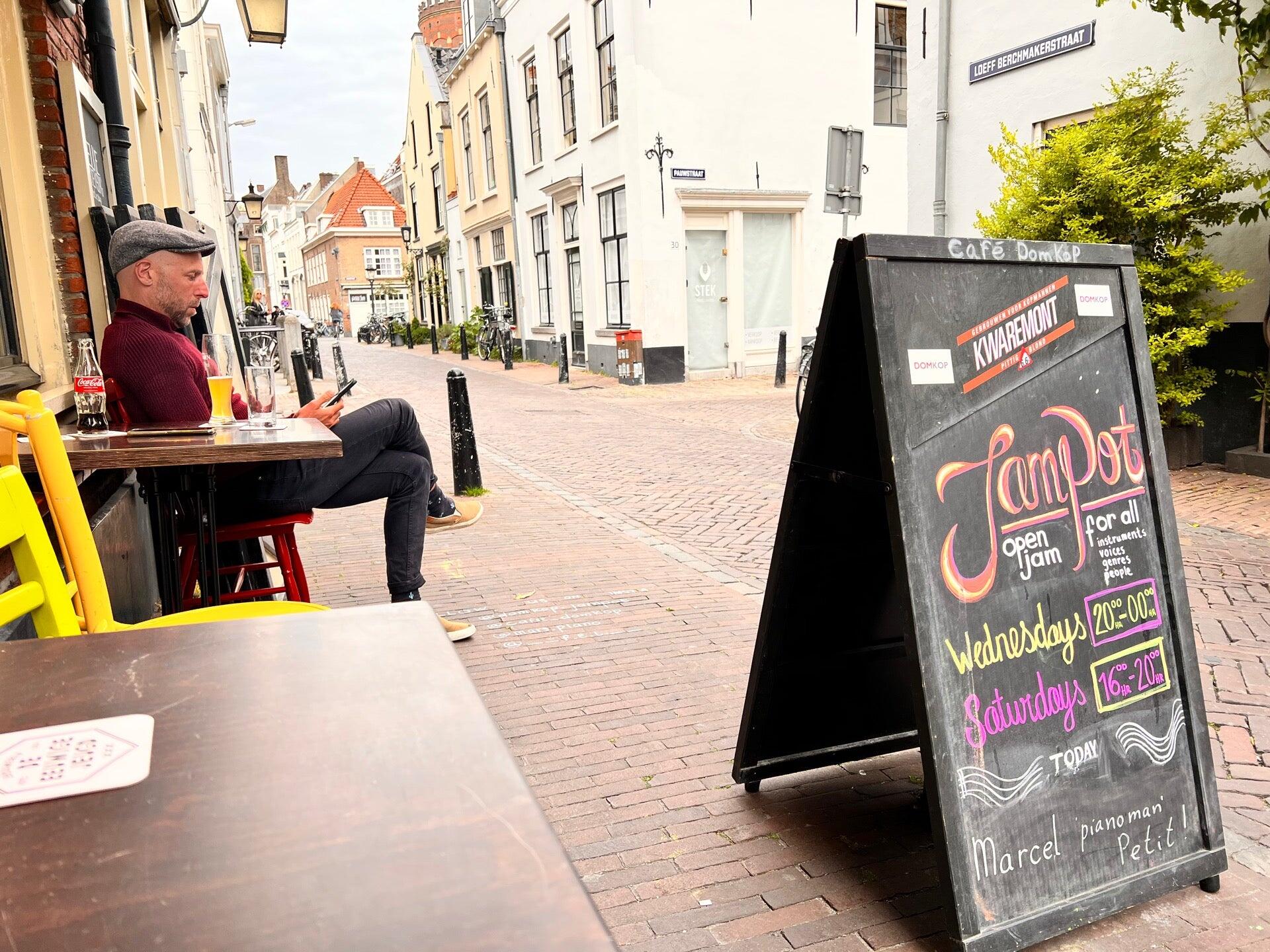 café Domkop - Nextdoor