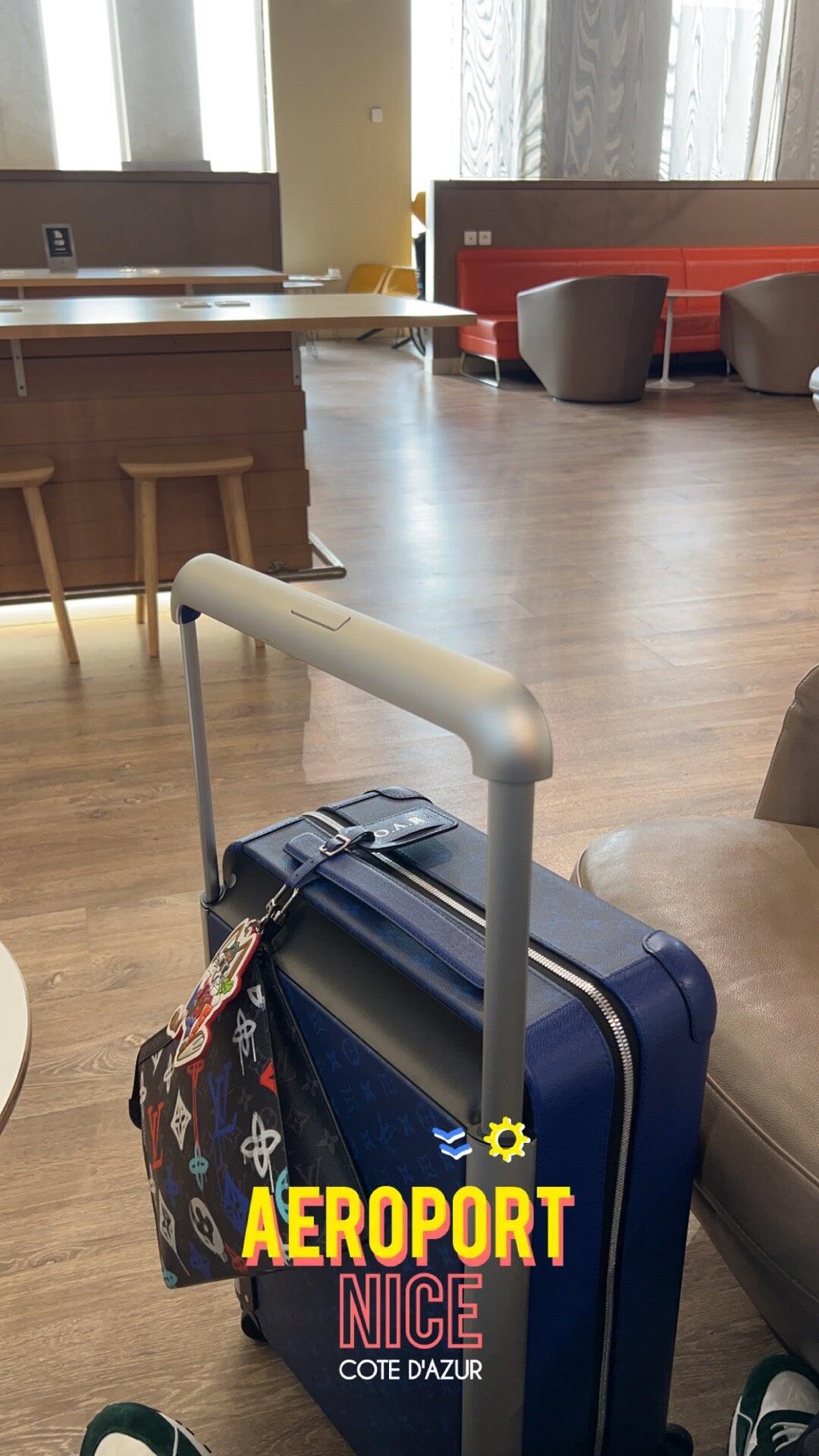 The Levity Lounge - Nextdoor