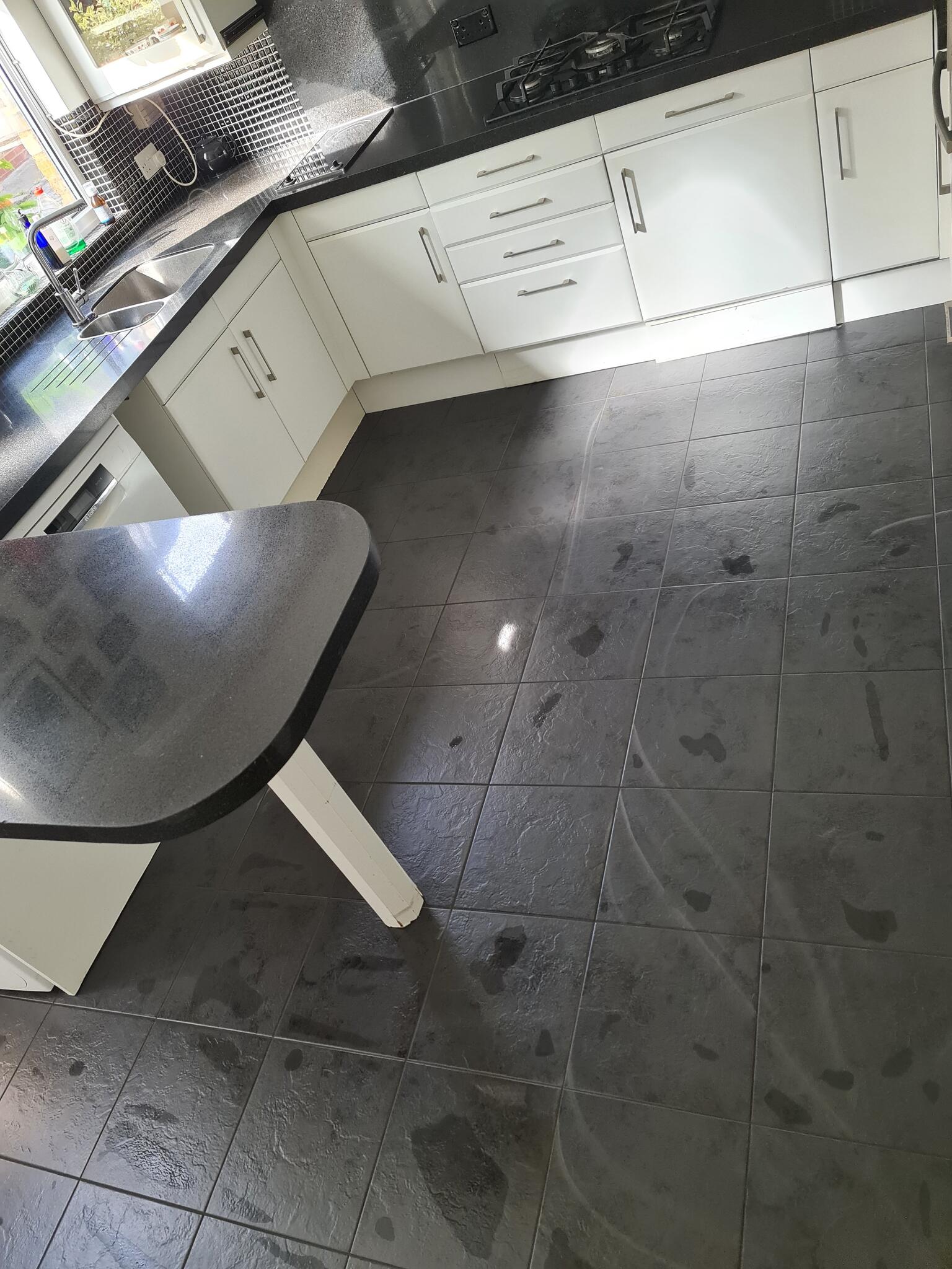 RS Tiling - London - Nextdoor