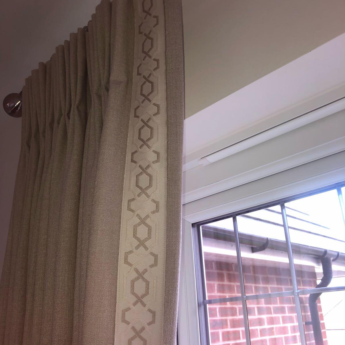 Lyn Phelan Curtains - Liverpool, GB-ENG - Nextdoor