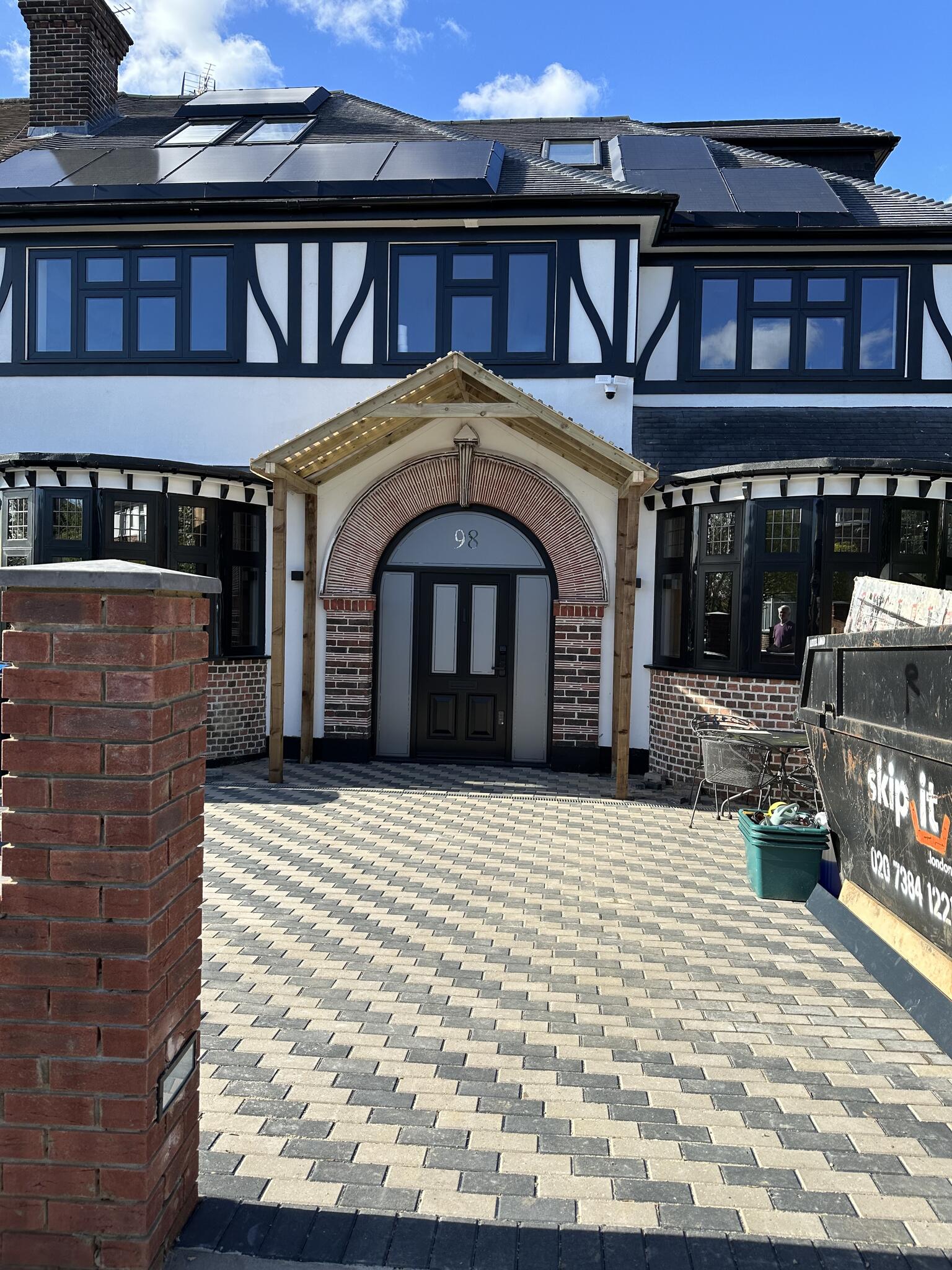 Flori Construction - Surbiton - Nextdoor