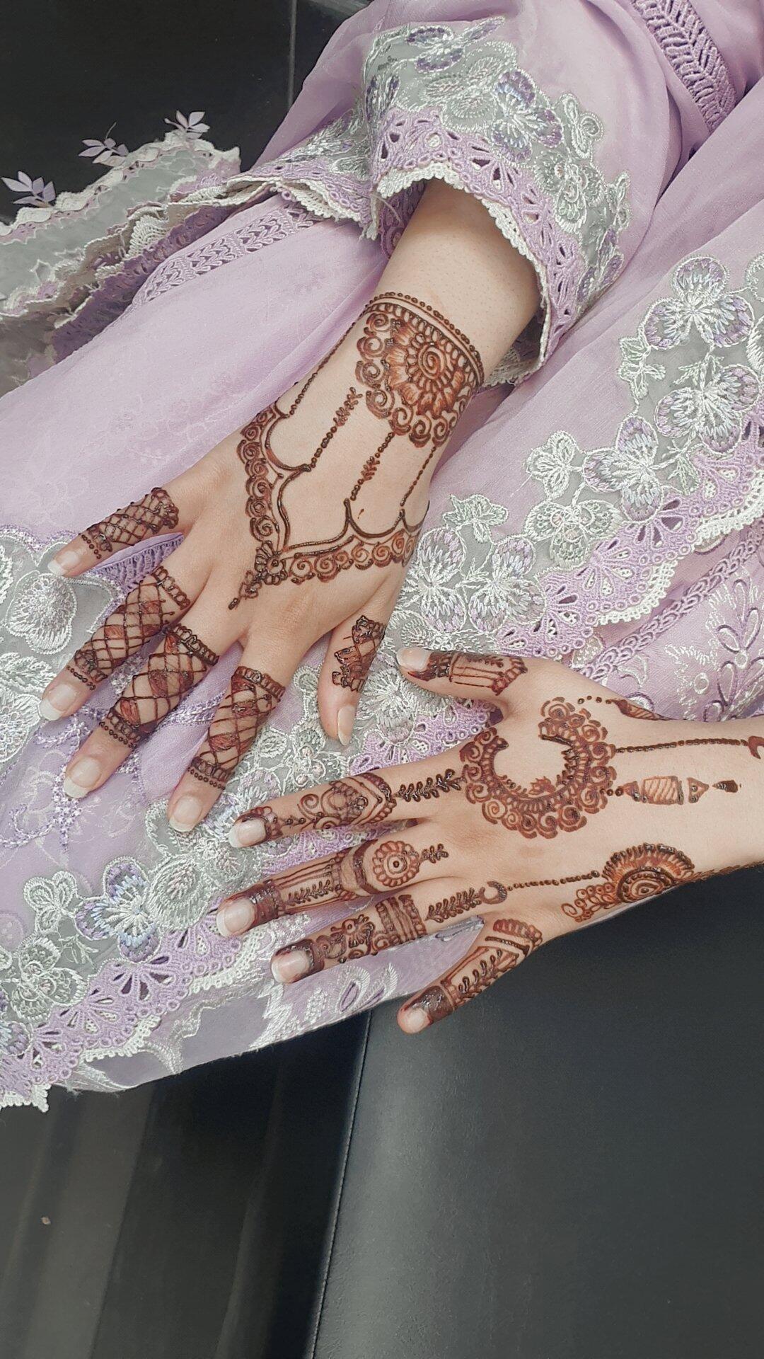 Sam saloon - Manchester, England - Nextdoor