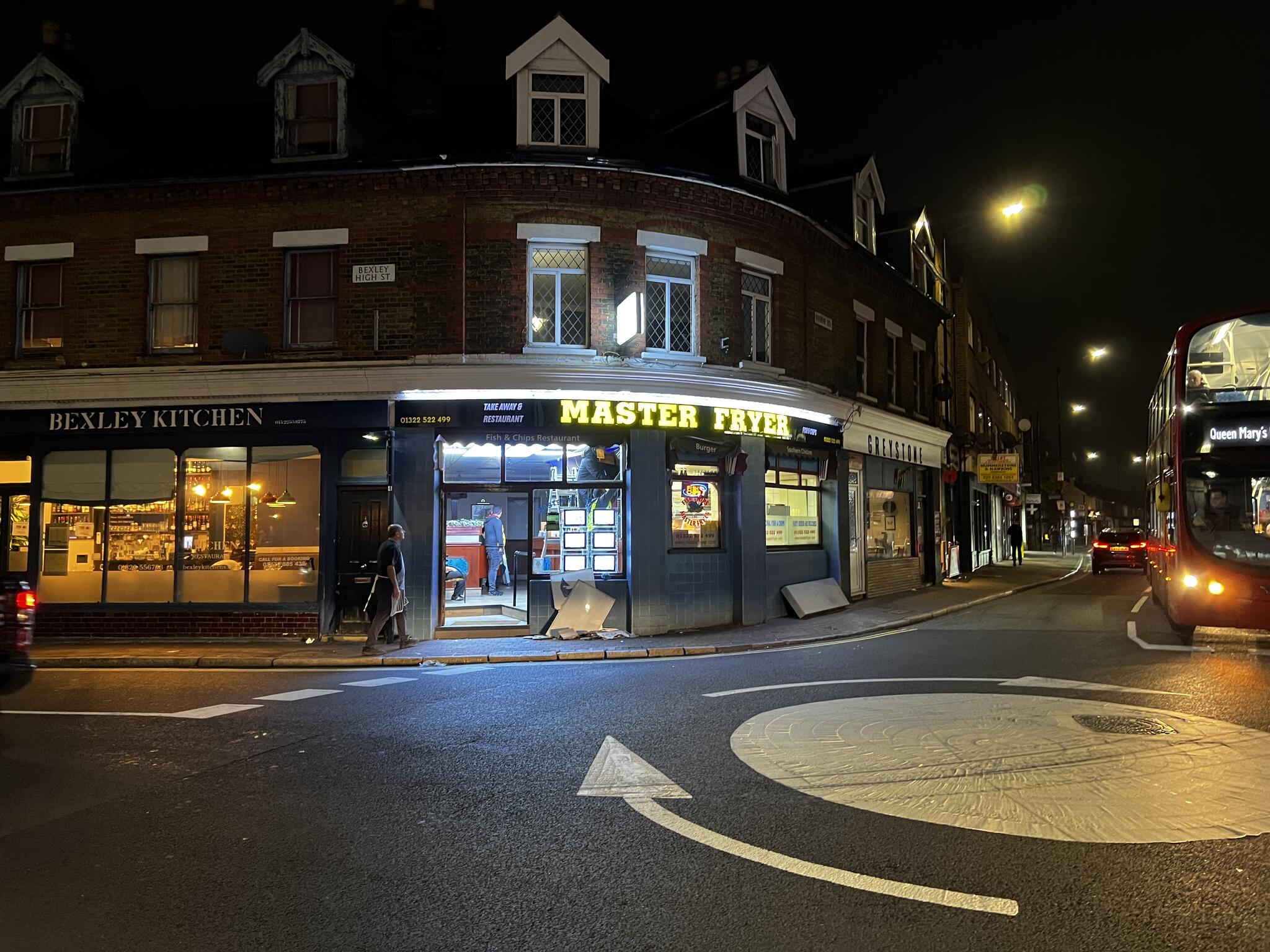 The Master Fryer - Bexley, GB-ENG - Nextdoor