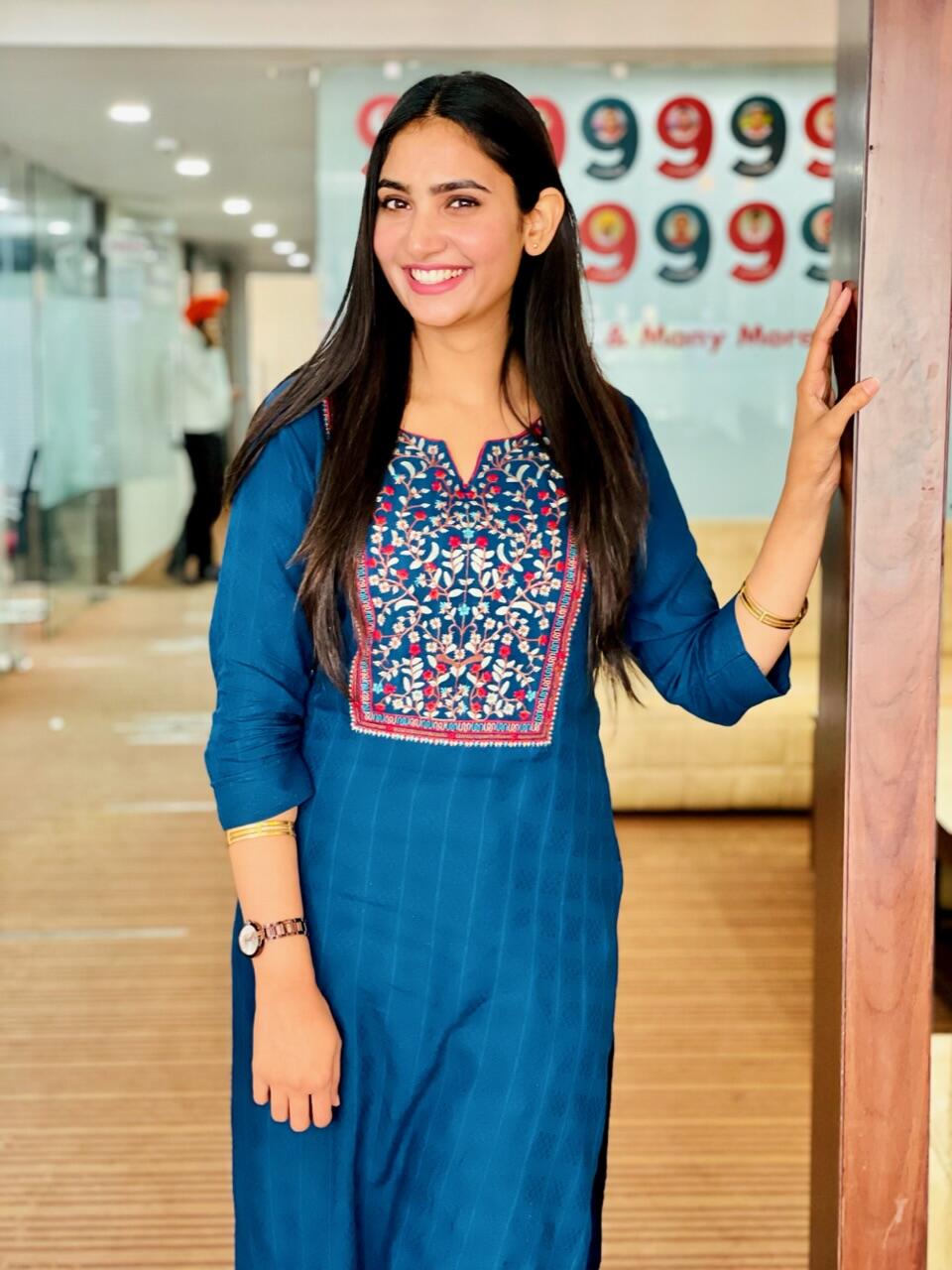 Lavu - Ilford, GB-ENG - Nextdoor