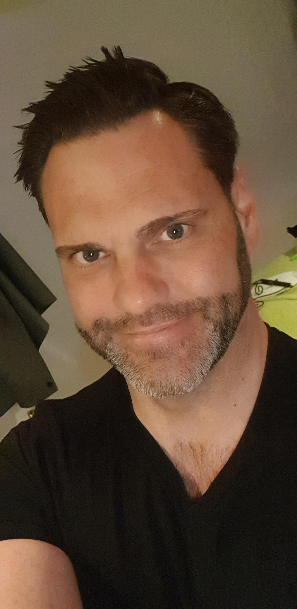 Daniel Le Grange - Nextdoor