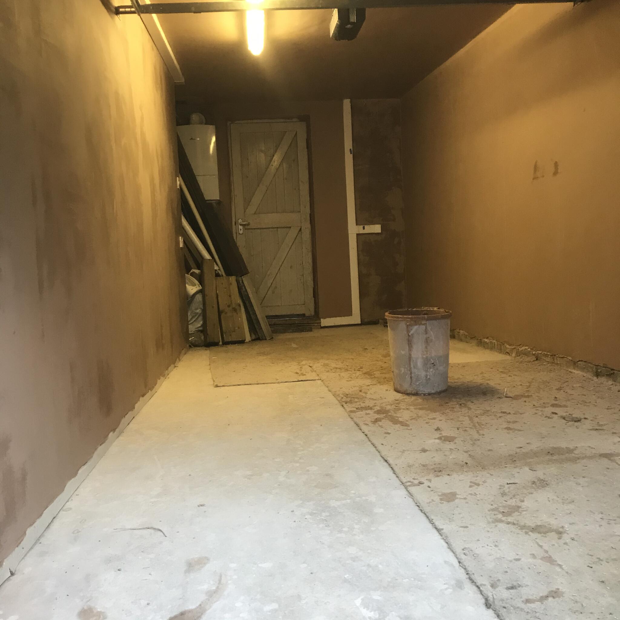 Glass finish plastering services - Leicester, GB-ENG - Nextdoor