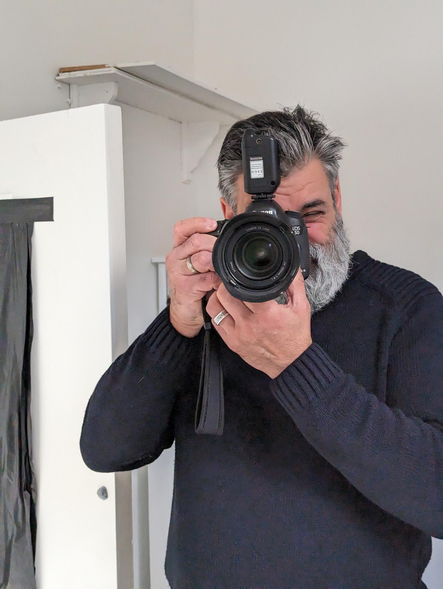 John Thompson Imagery - Rugby, GB-ENG - Nextdoor