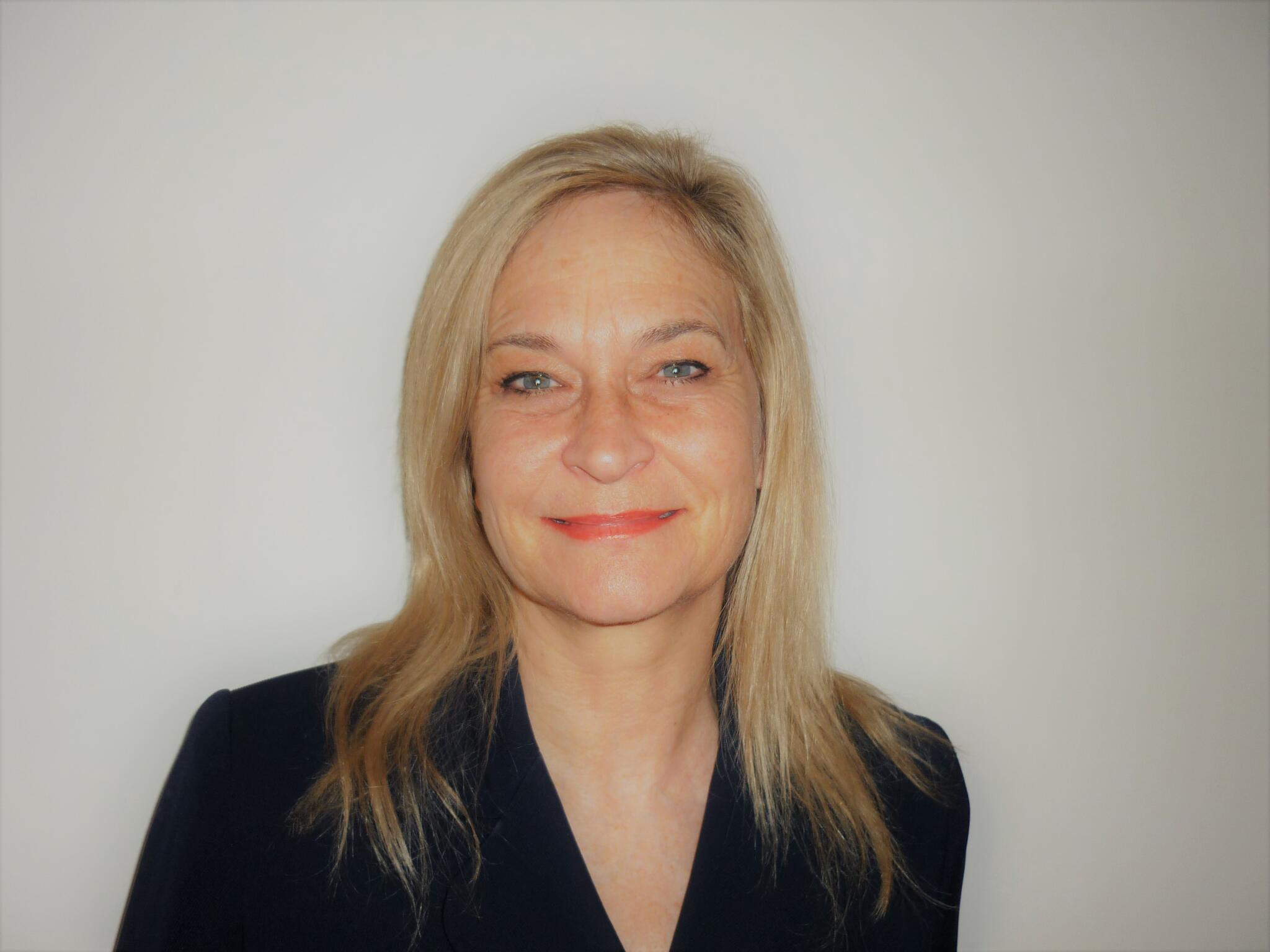 Julie Primrose - Nextdoor