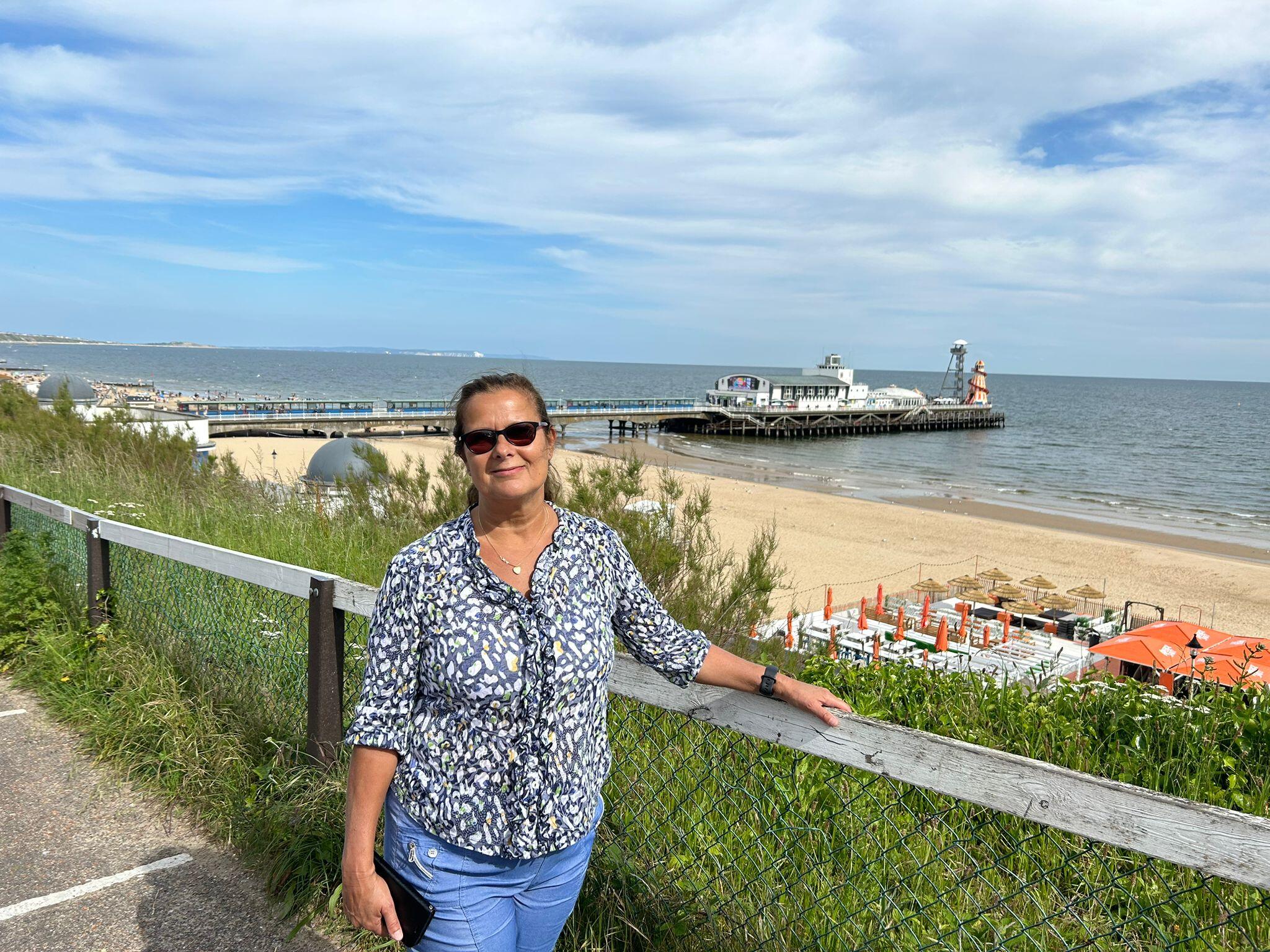 Deborah Fox - Nextdoor