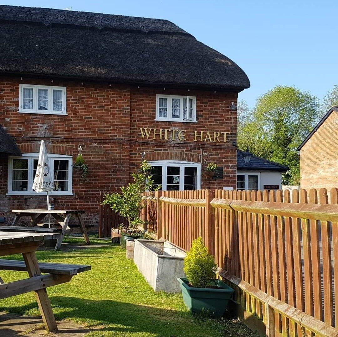 The White Hart - Over Wallop - Nextdoor