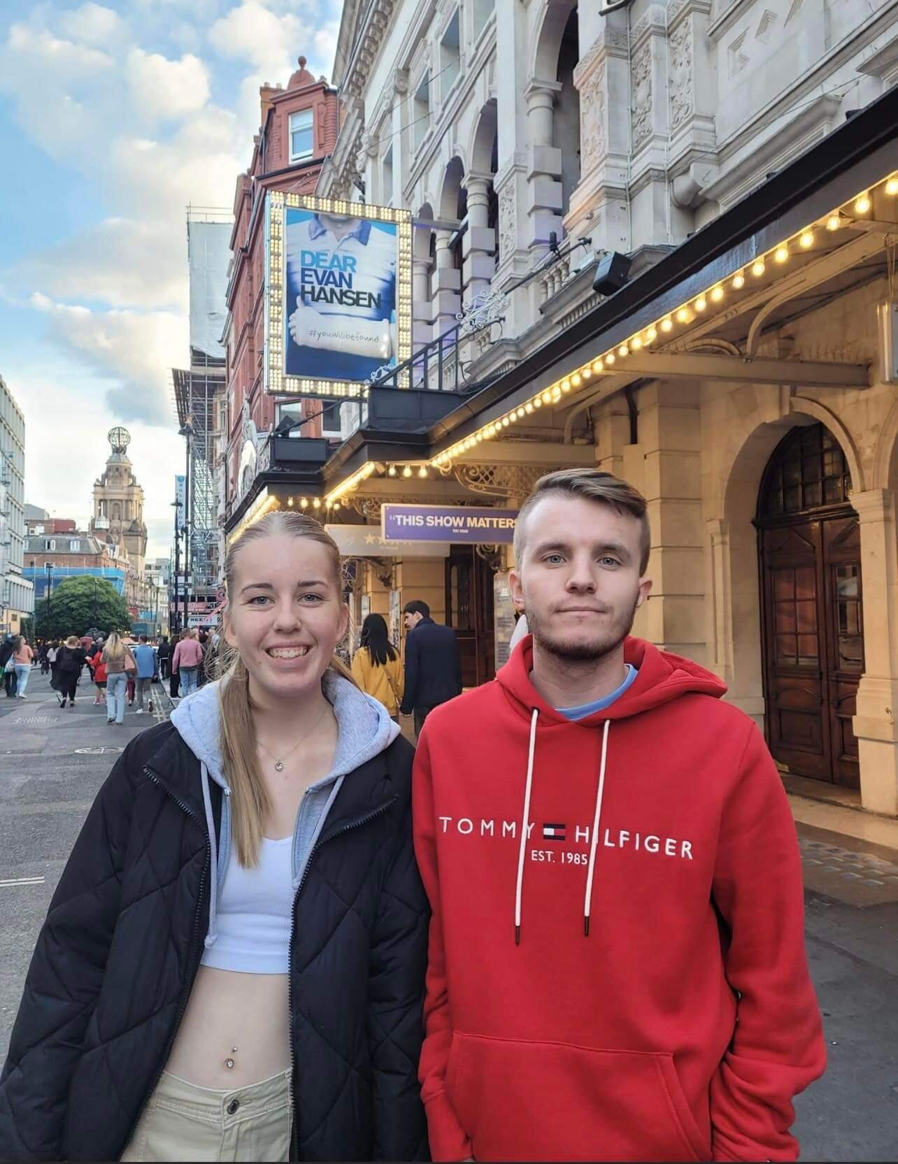 Lee Cotson - Weymouth - Nextdoor