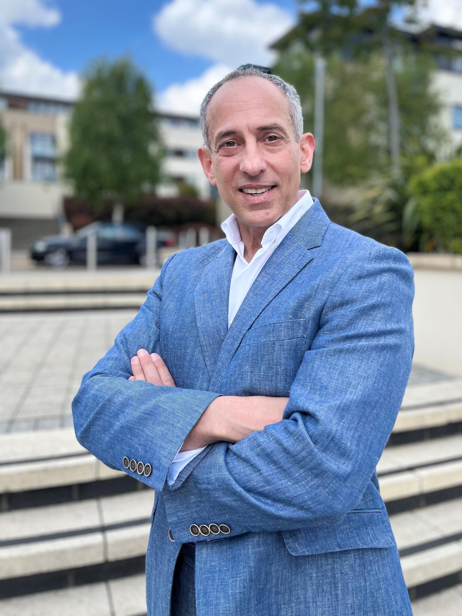 Lee Rennick & Co - Nextdoor