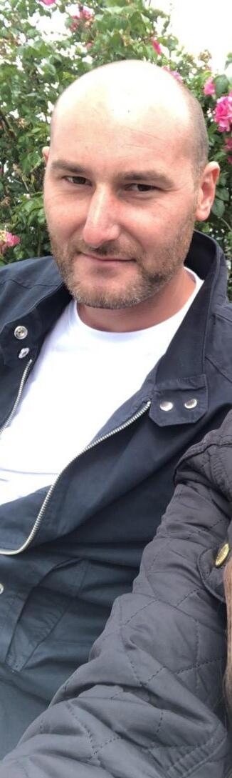 Daniel Parkinson - Nextdoor