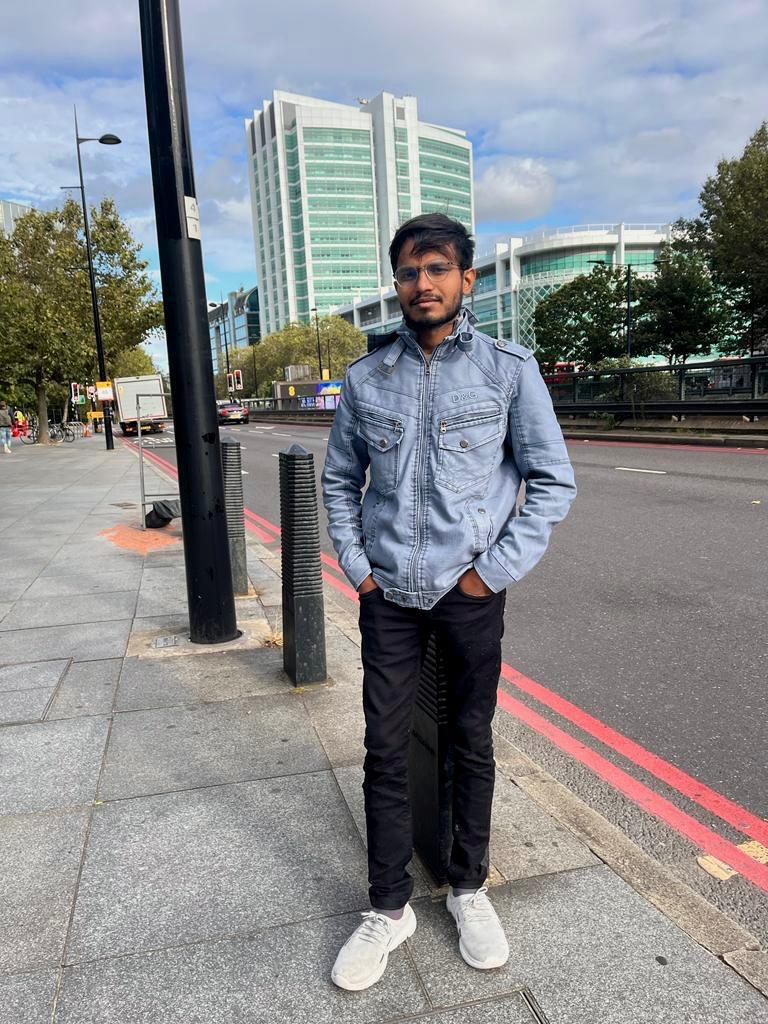 All hard work - Pinner, GB-ENG - Nextdoor