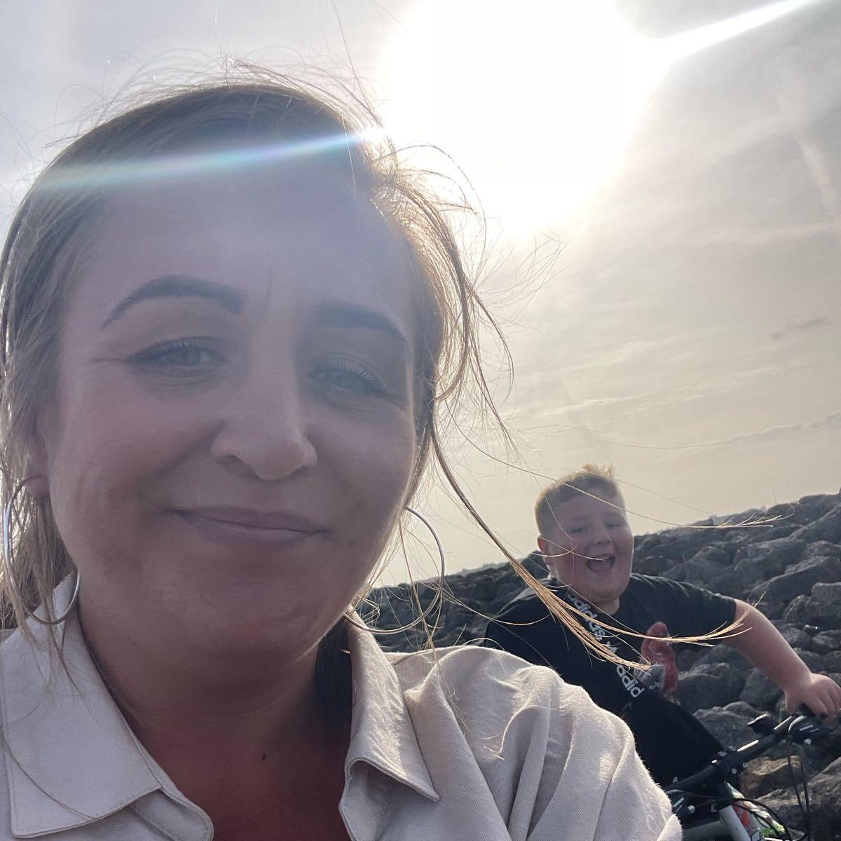 Ms Help - Barry, GB-WLS - Nextdoor