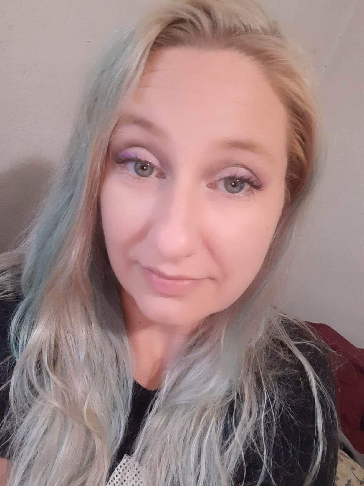 Ladies.N.Rags - Nextdoor