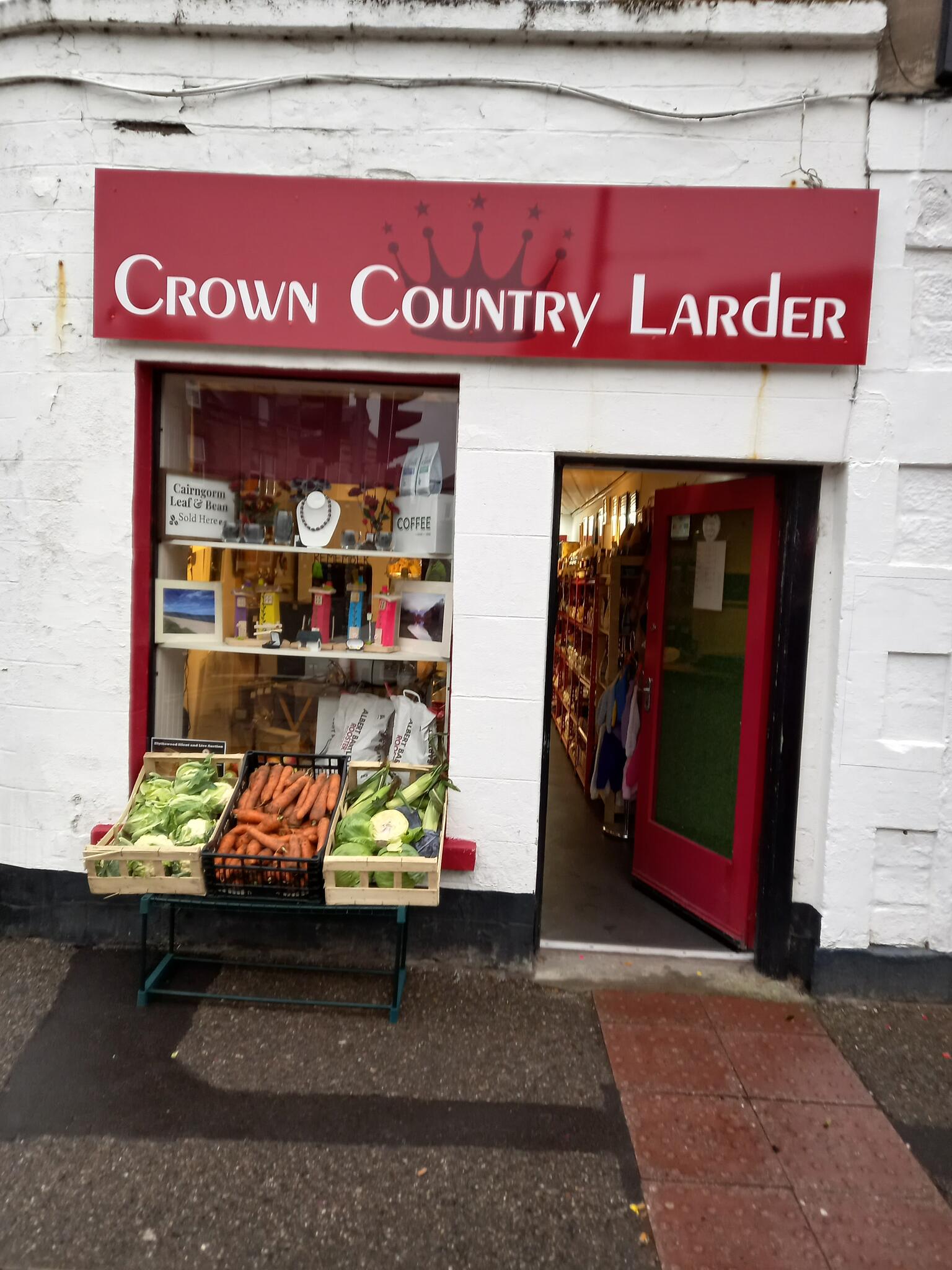Crown Country larder - Inverness, Scotland - Nextdoor