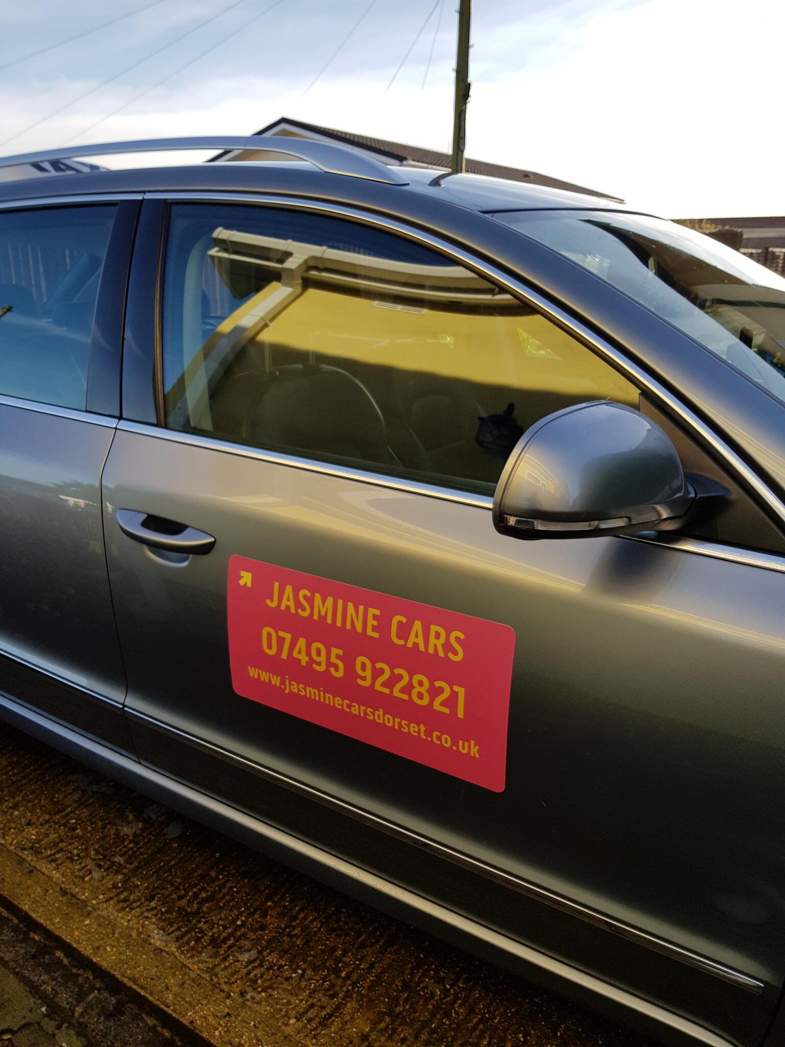 Jasmine Cars - Kingston upon Hull, GB-ENG - Nextdoor