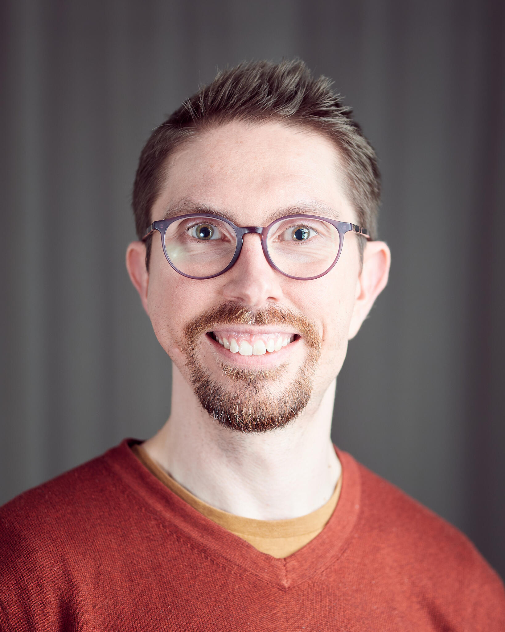 Violin / Viola Teacher - Simon Ballard - Nextdoor