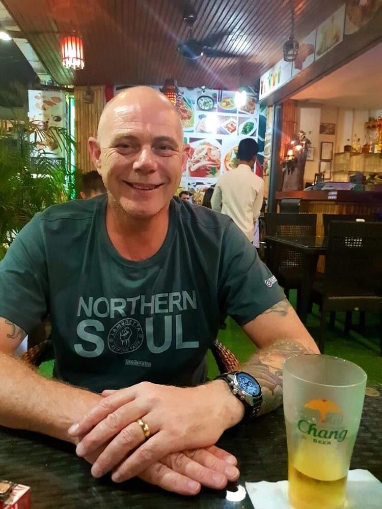 Steve Hallett - Painter and Decorator - Watford, GB-ENG - Nextdoor